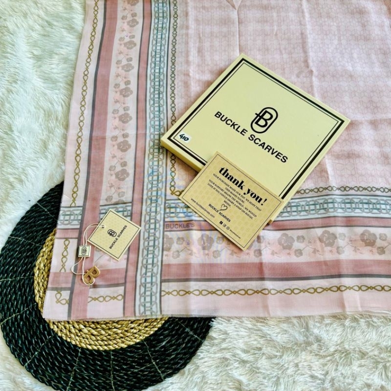 Jual NAGIH OOTD HIJAB AZARA BUCKLE SCARVES PREMIUM MOTIF SEGI EMPAT ...
