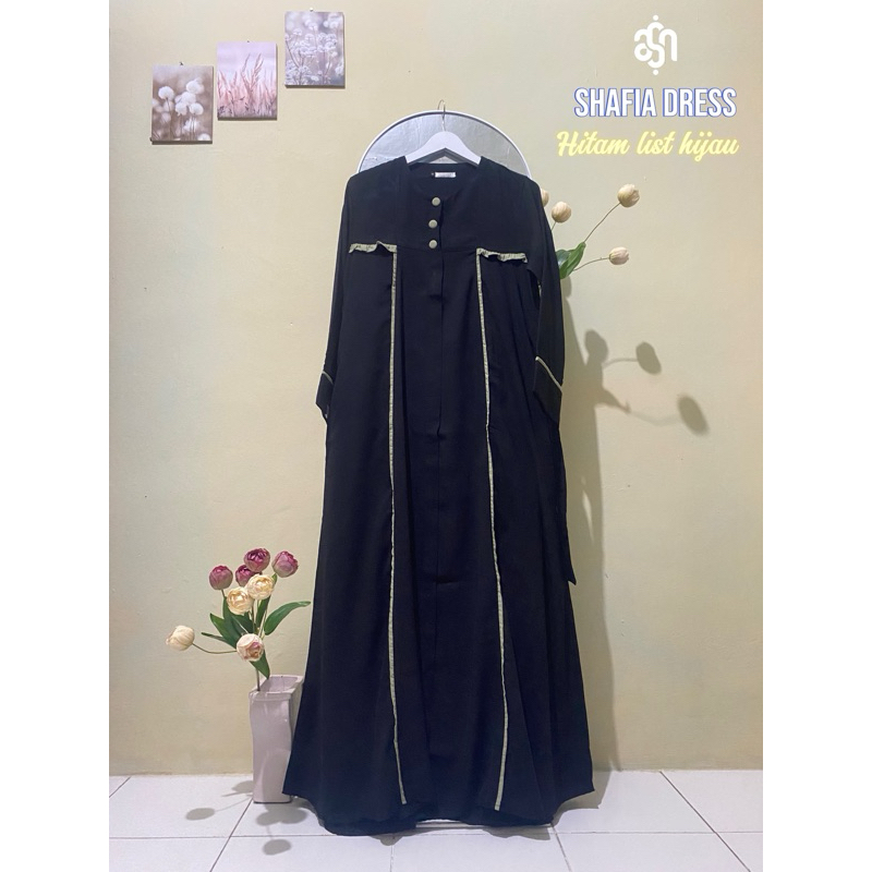 Jual Shafia Dress Muslim Abaya Simpel warna Hitam list Hijau muda Bahan ...