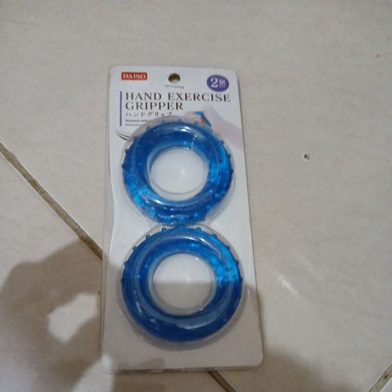 Jual DAISO hand exercise gripper 2pc alat latihan otot jari tangan TC ...