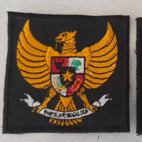 Jual Paket Bordir Logo Garuda, patch garuda, emblem garuda ukuran 7x7cm ...