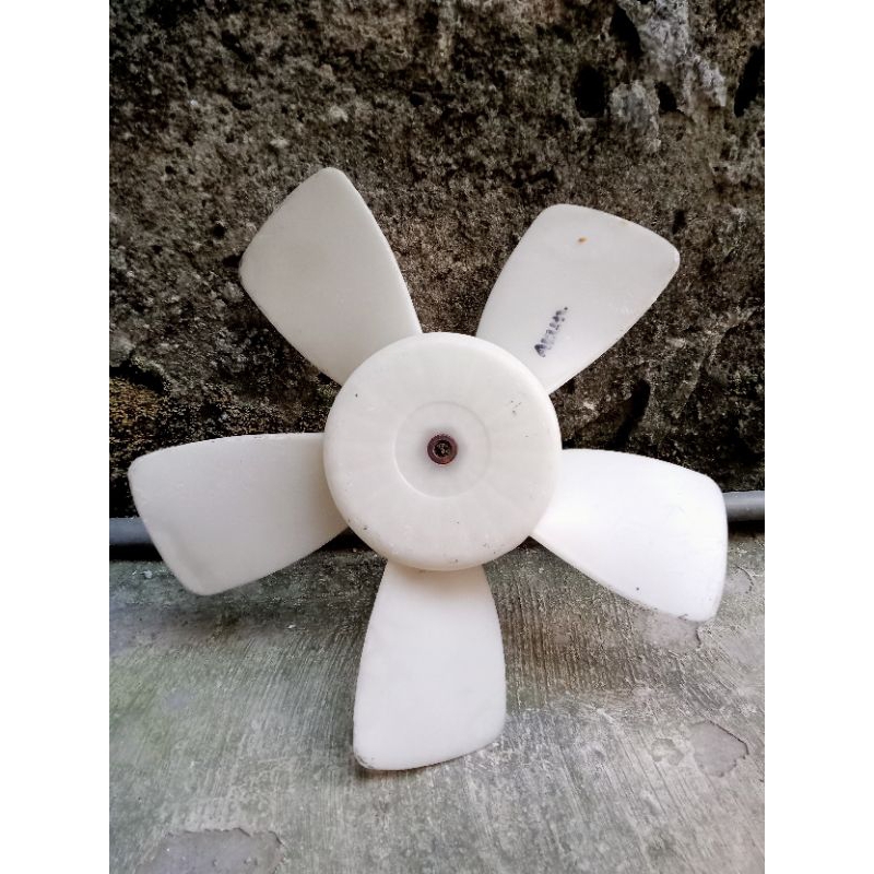 Jual kipas fan radiator Timor KIA carnival original | Shopee Indonesia