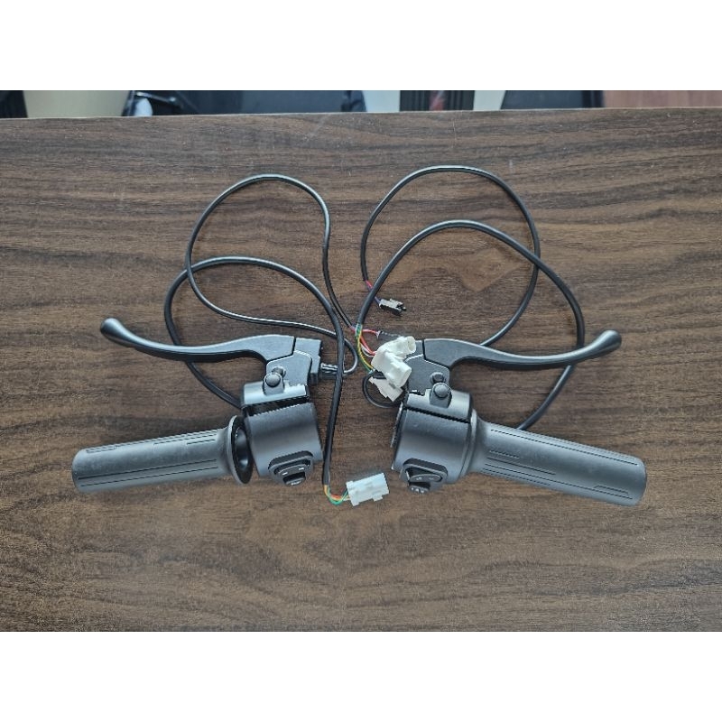 Jual Handle Gas Sepeda Listrik Uwinfly D8D / M60 / D7D | Shopee Indonesia