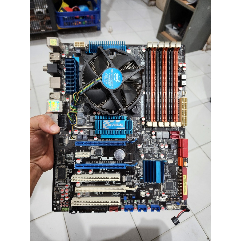 Jual sepaket mobo ASUS P6T + proc i7 930, motherboard socket 1366 ...