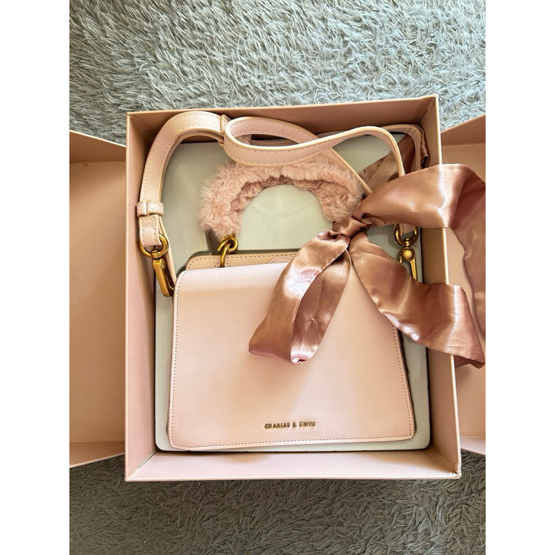 Jual Charles & Keith Gift Set Box | Shopee Indonesia