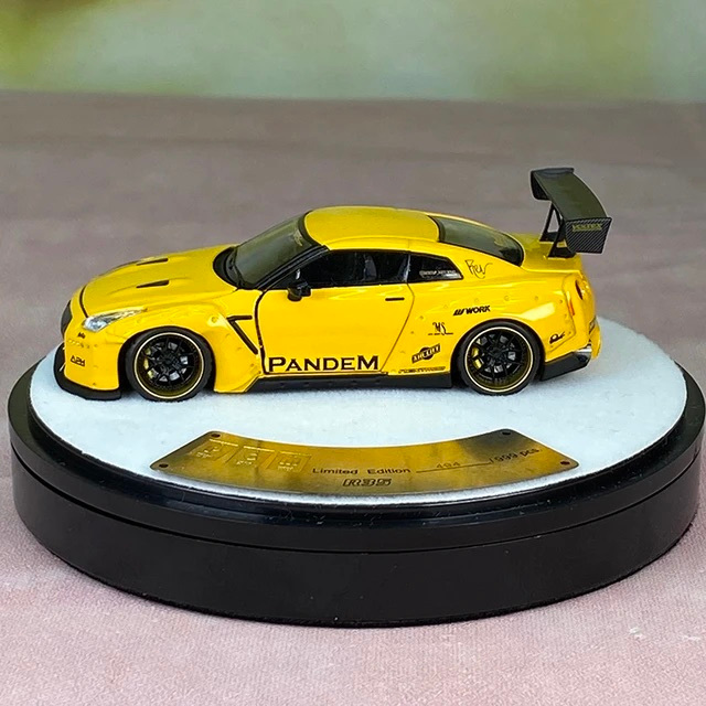 Jual PGM NISSAN R35 PANDEM YELLOW LIMITED EDITION DIECAST NISSAN R35 ...