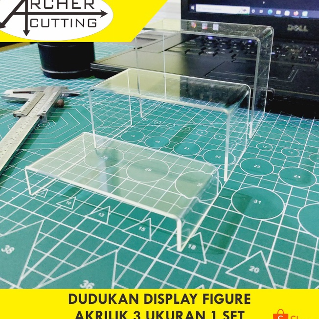 Jual Harga lebay STAND DISPLAY DUDUKAN TATAKAN FIGURE 3 TINGKAT PISAH ...