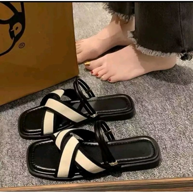 Jual SANDAL TEPLEK TALI SILANG TALI BLAKANG2 B47 | Shopee Indonesia