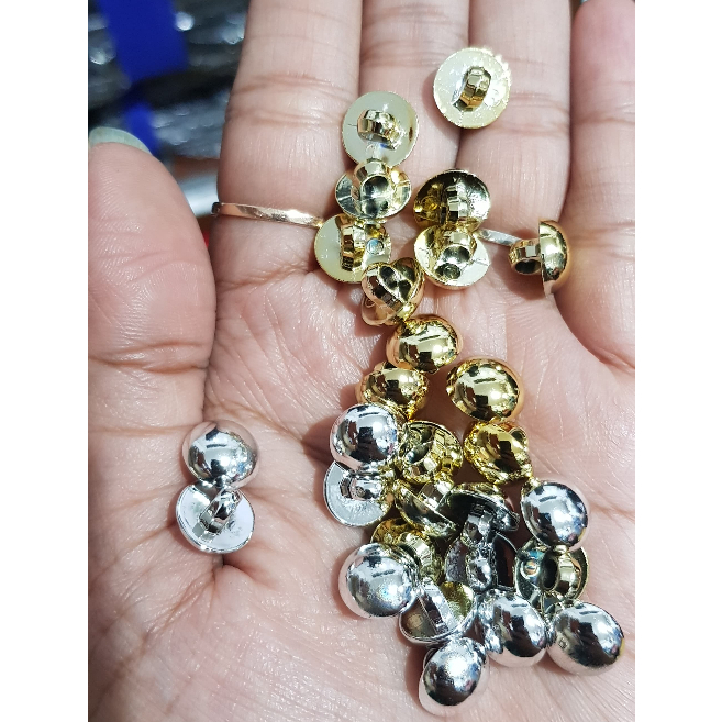 Jual Kancing Baju/Kancing Jamur Hias Warna Perak Dan Mas Size 11mm ...