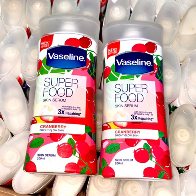 Jual Vaseline Superfood Skin Serum Cranberry 200ML | Vaseline Hand Body ...