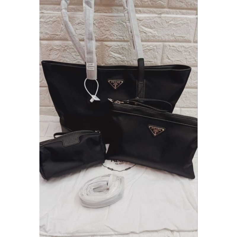 Jual prad4 Tote parda | Shopee Indonesia