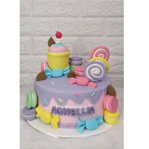 Jual kue ultah/kue ultah lollipops/fondant lollipops/kue ulang tahun ...