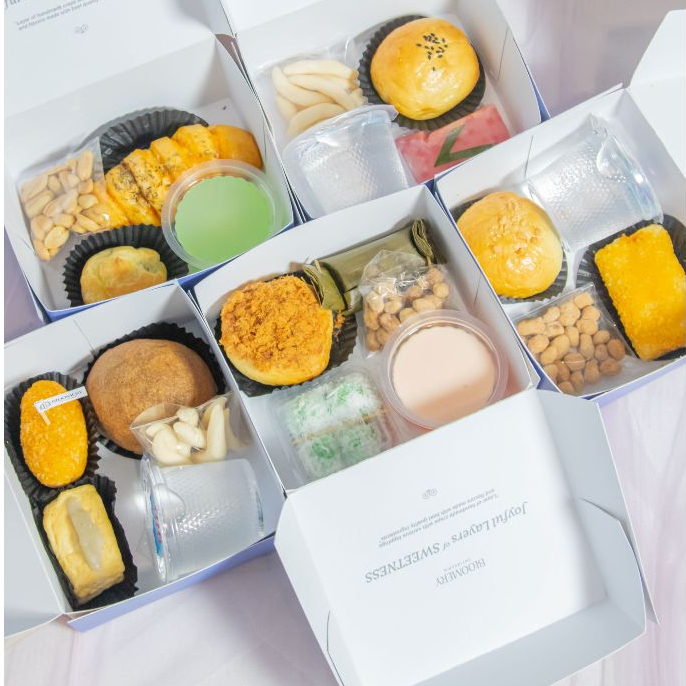 Jual Snack Mini Box Special Bloomery | Shopee Indonesia