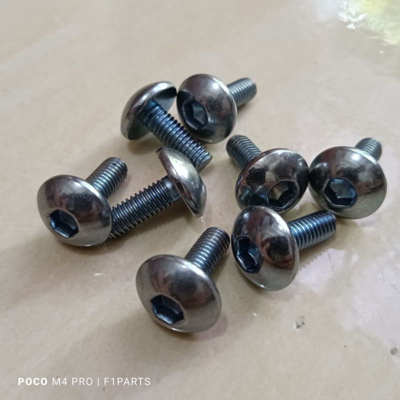 Jual Baut Cover tutup knalpot L5 Beat Scoopy Genio Original harga per 1 PCS | Shopee Indonesia