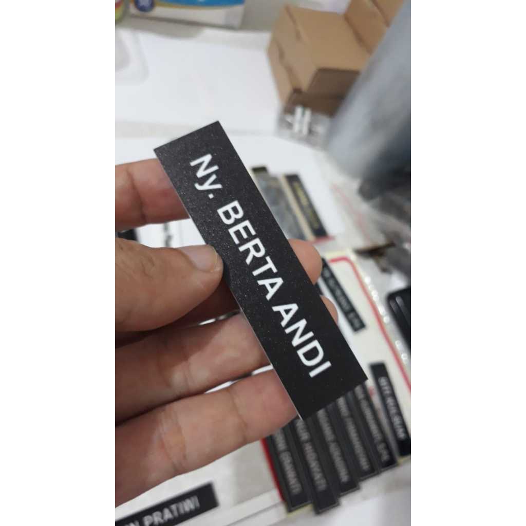 Jual Latar Full Hitam (Datar), Tidak Timbul (Name Tag/Nama Dada ...