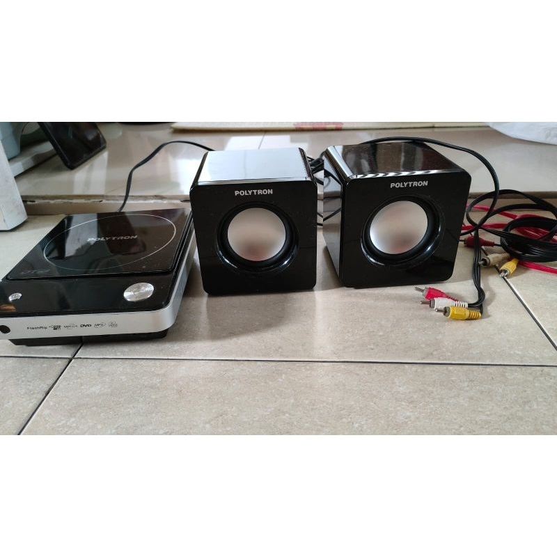 Jual DVD player Polytron dan 2 speaker second | Shopee Indonesia