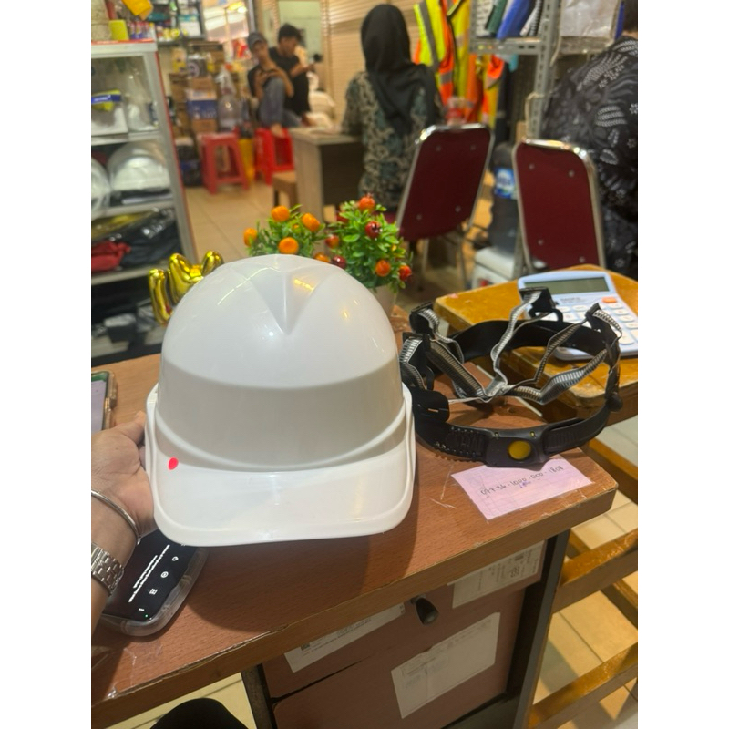Jual Helm Safety Proyek A1 Warna Putih / Safety Helmet Warna Putih ...