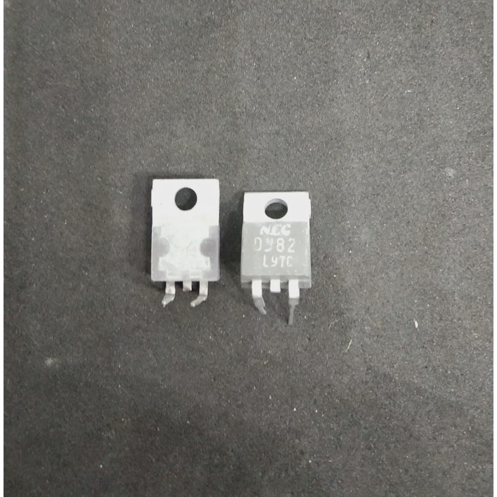Jual Transistor D382 Silicon NPN 120V 1.5A 20W Power Transistor ...