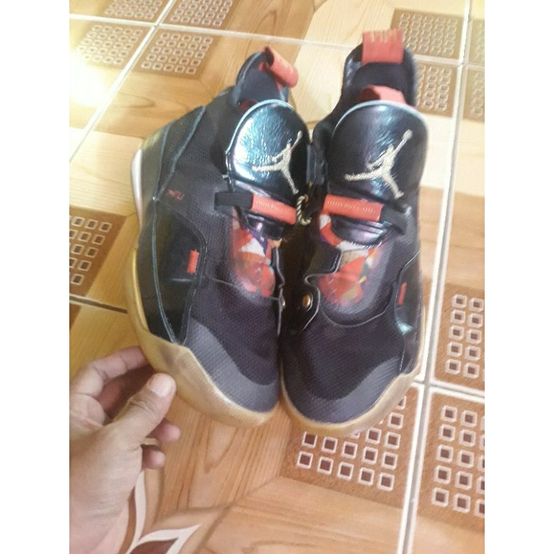 Jual Sepatu bekas second brand berkwalitas | Shopee Indonesia