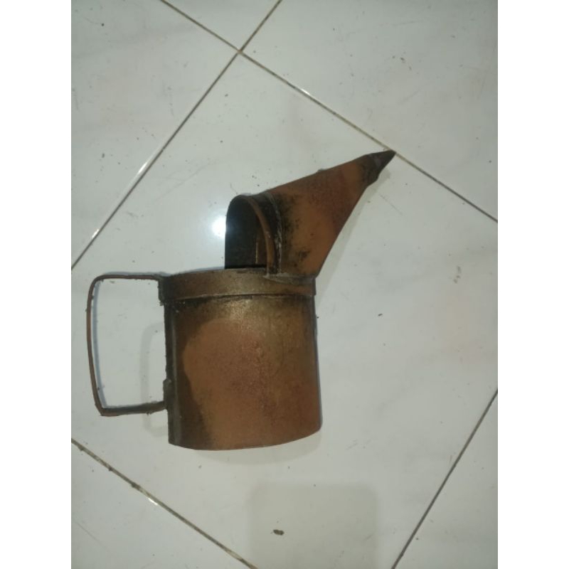 Jual canting literan minyak tanah jadul model corong ukuran setengah ...