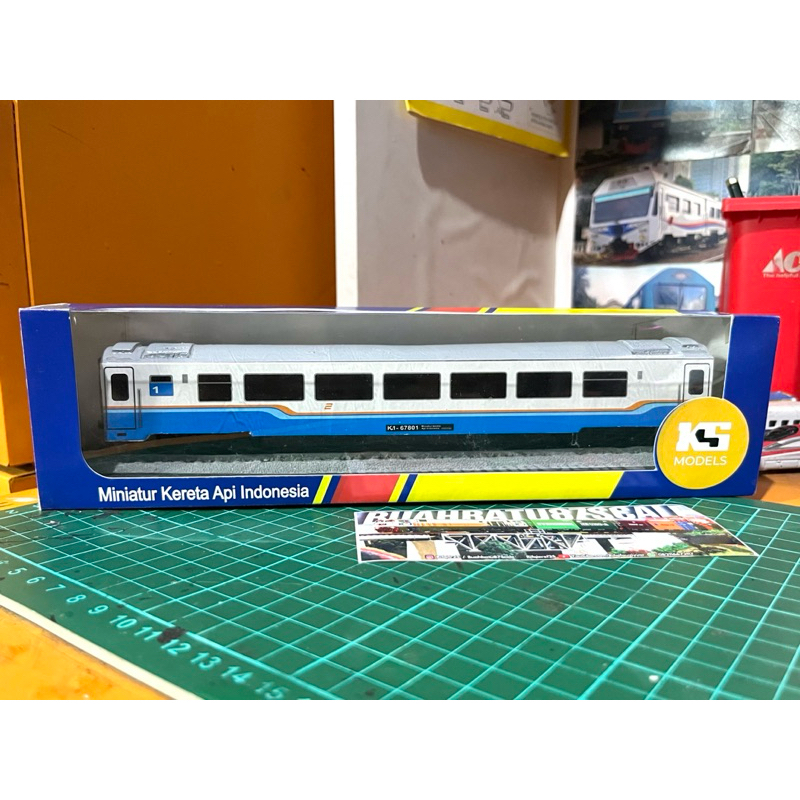 Jual Miniatur Kereta Penumpang Eksekutif K1-12 SKALA HO 87 Low Detail ...