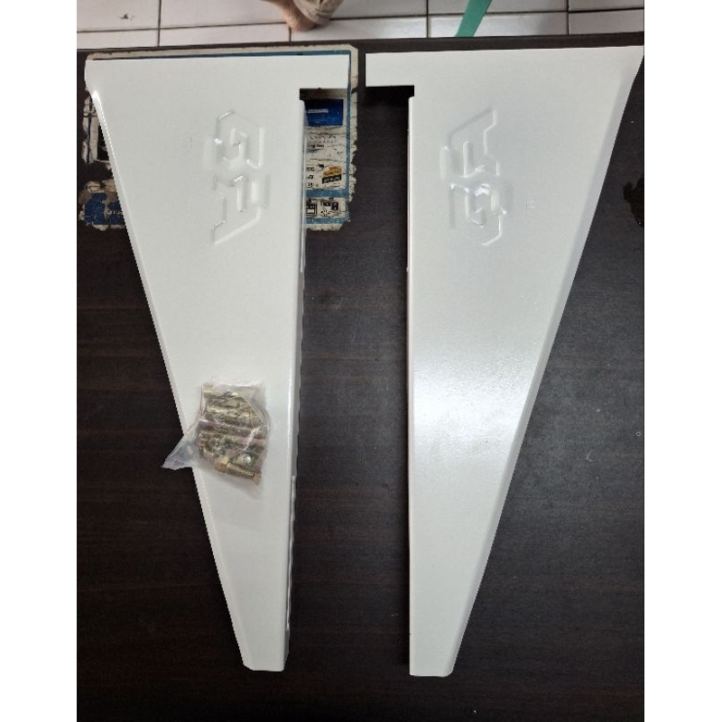Jual Bracket outdoor AC 1.5pk 2pk plus dynabolt | Shopee Indonesia