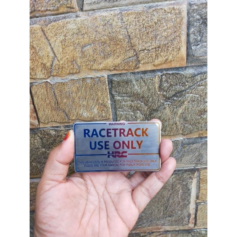 Jual emblem huger hrc race trake use only gradasi warna titanium plat ...