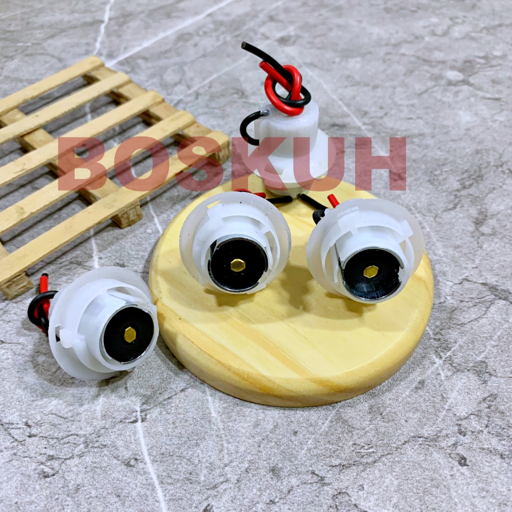 Jual SOCKET FITTING LAMPU SEN KAKI 1 / SOKET FITING RUMAH PLASTIK ...