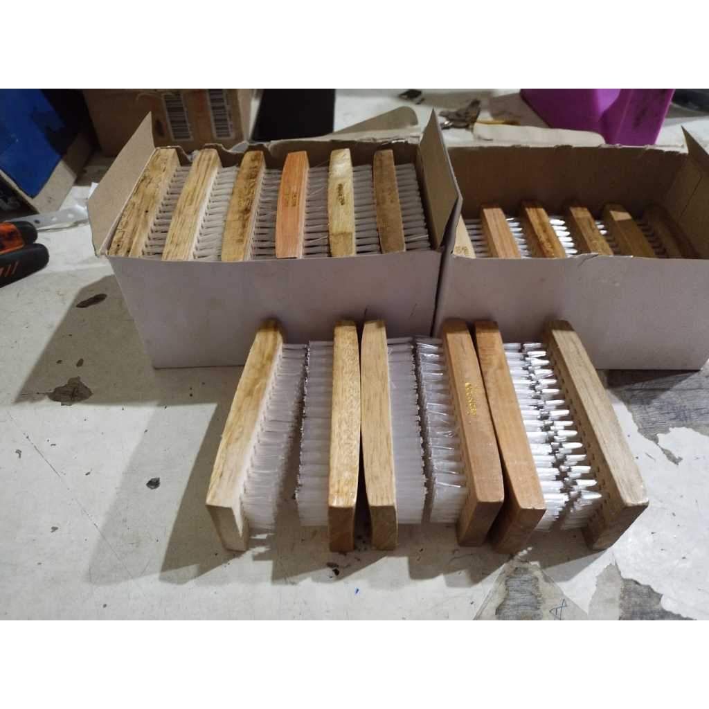 Jual Sikat Gagang Kayu Serbaguna (1 Box Isi 12 Pcs) | Shopee Indonesia