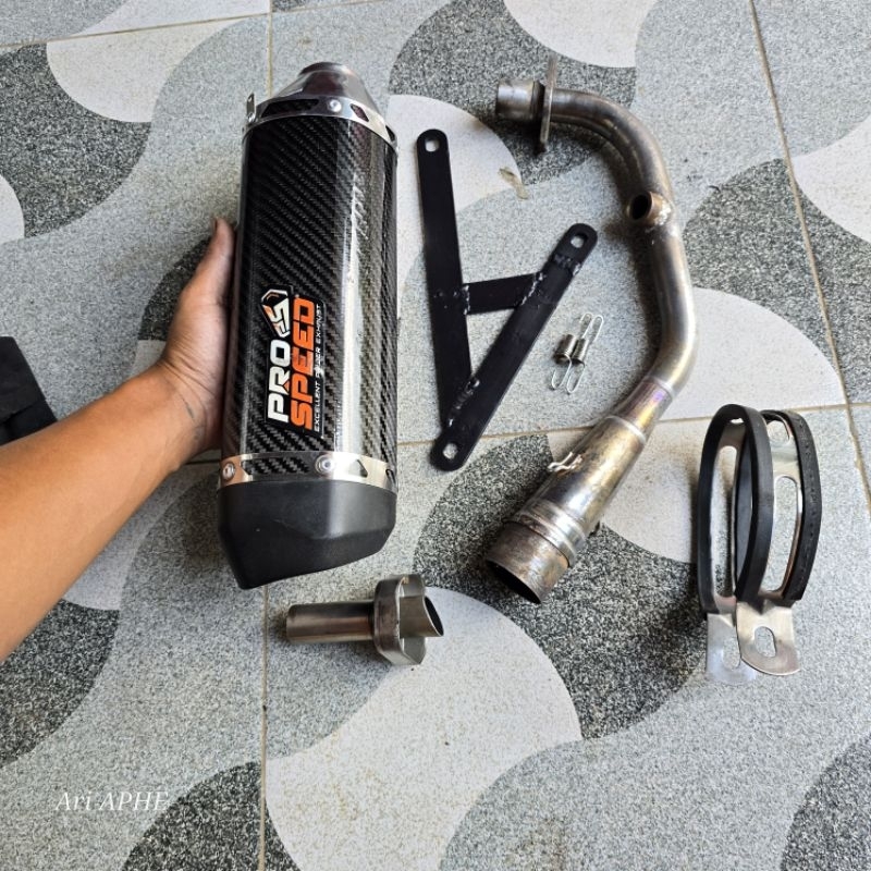 Jual knalpot prospeed black carbon series original vespa sprint ...