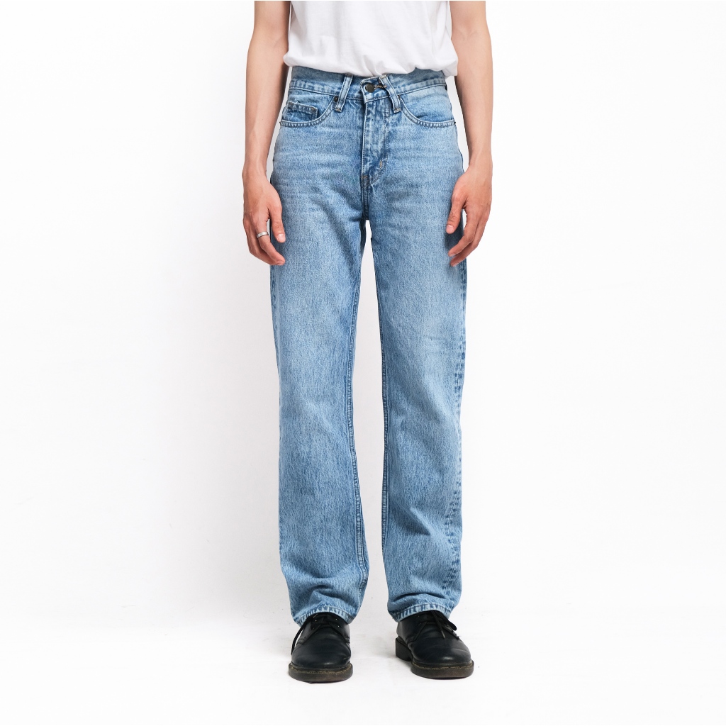 Jual Amigos de Nimes - Maigre Light Blue - Slim Tapered Jeans | Shopee ...