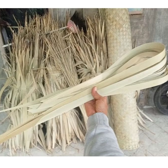 Jual Daun Siwalan Lontar ENTAL TUA Bahan Anyaman Keterampilan Kerajinan ...