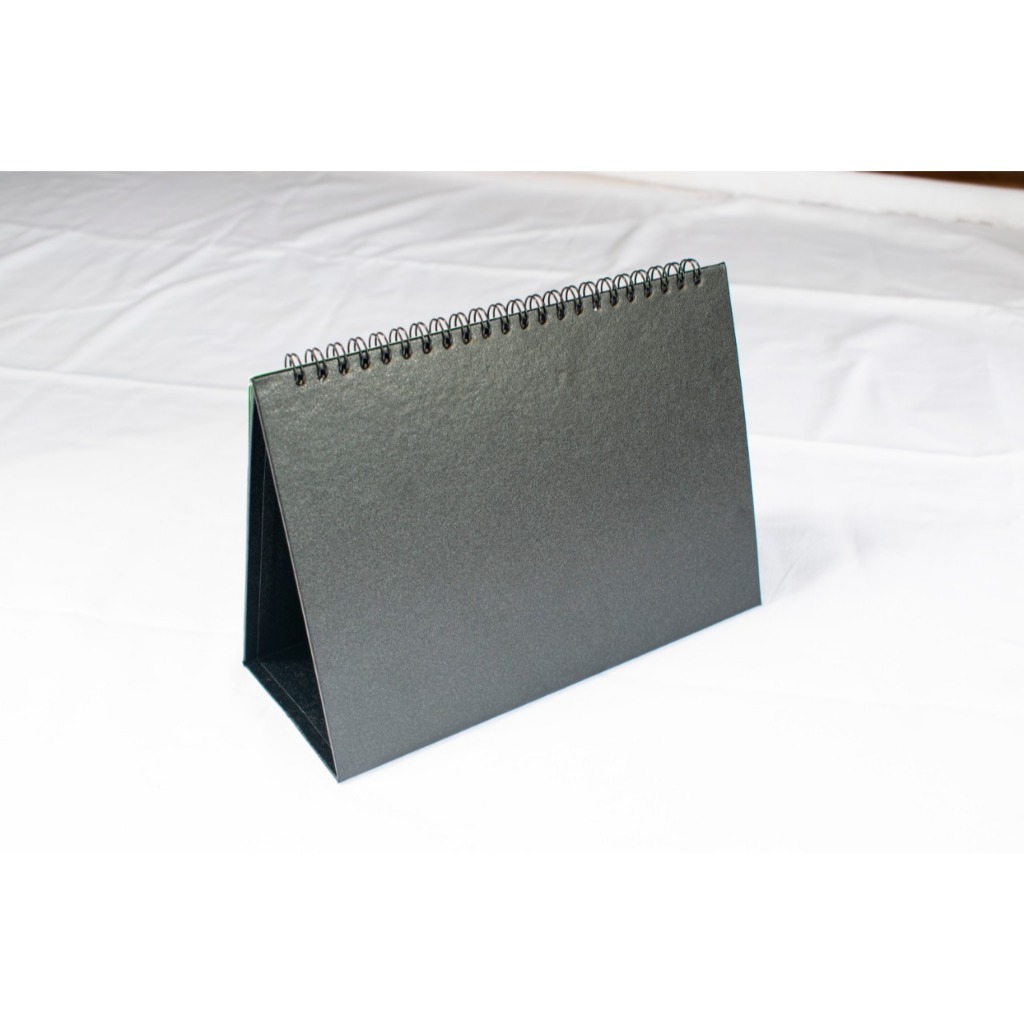 Jual Kaki Kalender Meja Bahan Linen Hard Cover Ukuran A5 (21x15 cm ...