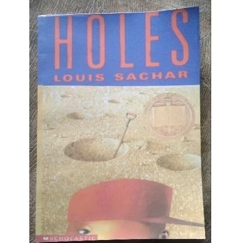Jual Buku HOLES LOUIS SACHAR | Shopee Indonesia