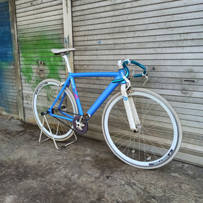 Jual sepeda fixie soloist 77 gen 1 biru putih | Shopee Indonesia
