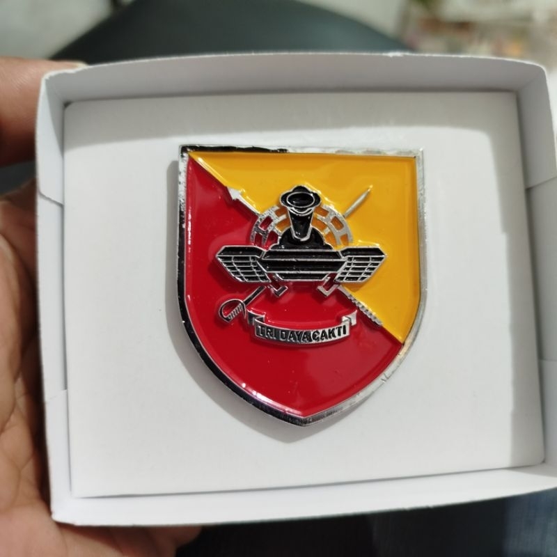 Jual emblem baret kavaleri terbaru ful logam tni ad | Shopee Indonesia