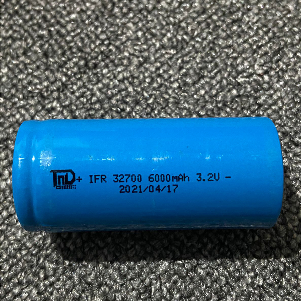 Jual Baterai Lifepo4 Silinder 32700 6000mAh 6Ah 3.2V | Shopee Indonesia