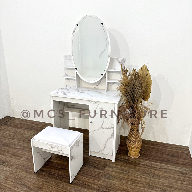Jual Meja Rias Set Oval Marble Sliding Free Puff Mebel MCS Furniture ...
