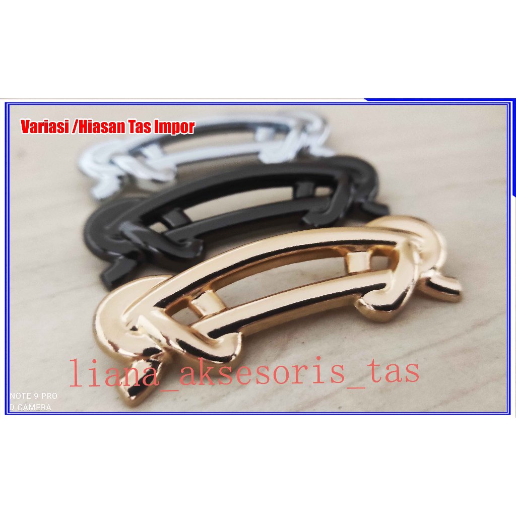 Jual Logo Tas + Baut - Logo Tas Selempang Wanita - Hiasan Tas Selempang ...