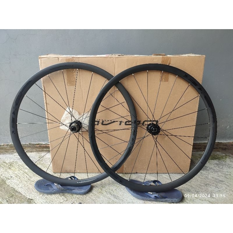 Jual Wheelset Entity xl3 hub novatec center lock Copotan strattos S8D ...