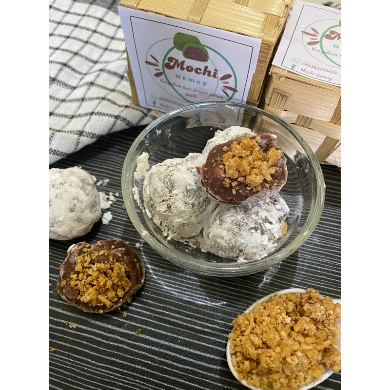 Jual Mochi Jumbo isi 4pcs | Khas Sukabumi | Rasa Coklat Isi Keju ...