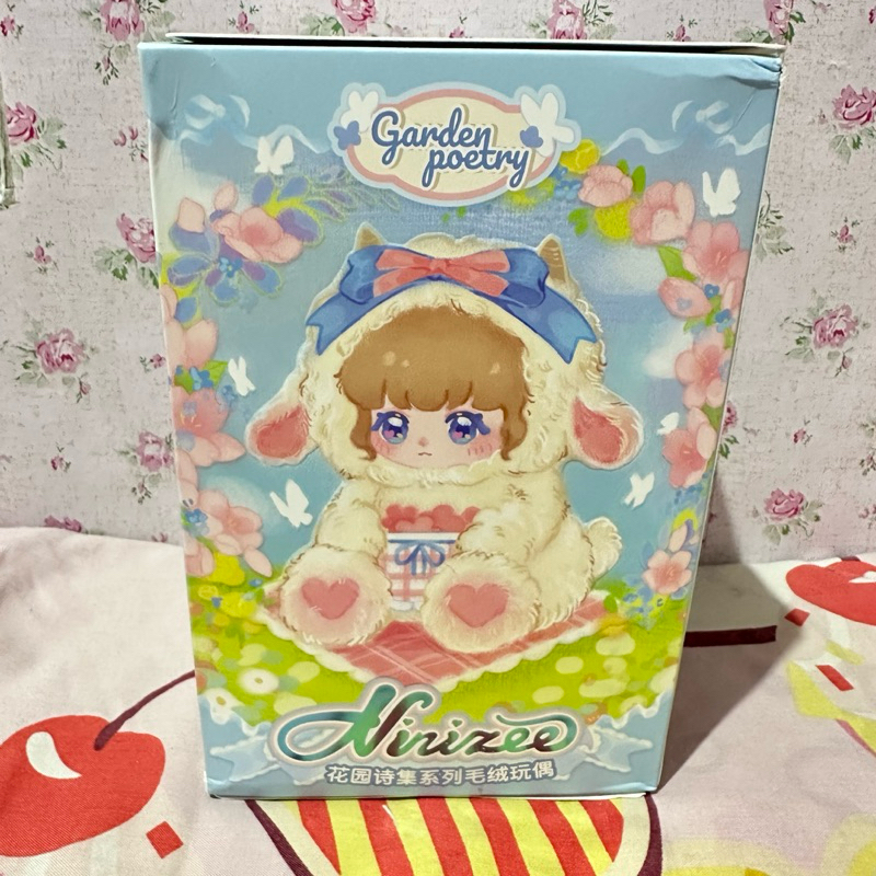 Jual READY SELECTED GOLDEN POETRY NINIZEE ORIGINAL | Shopee Indonesia