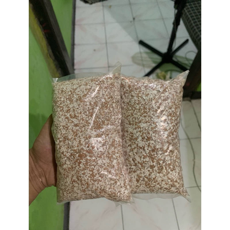 Jual grit cangkang telur/pakan merpati atau unggas | Shopee Indonesia
