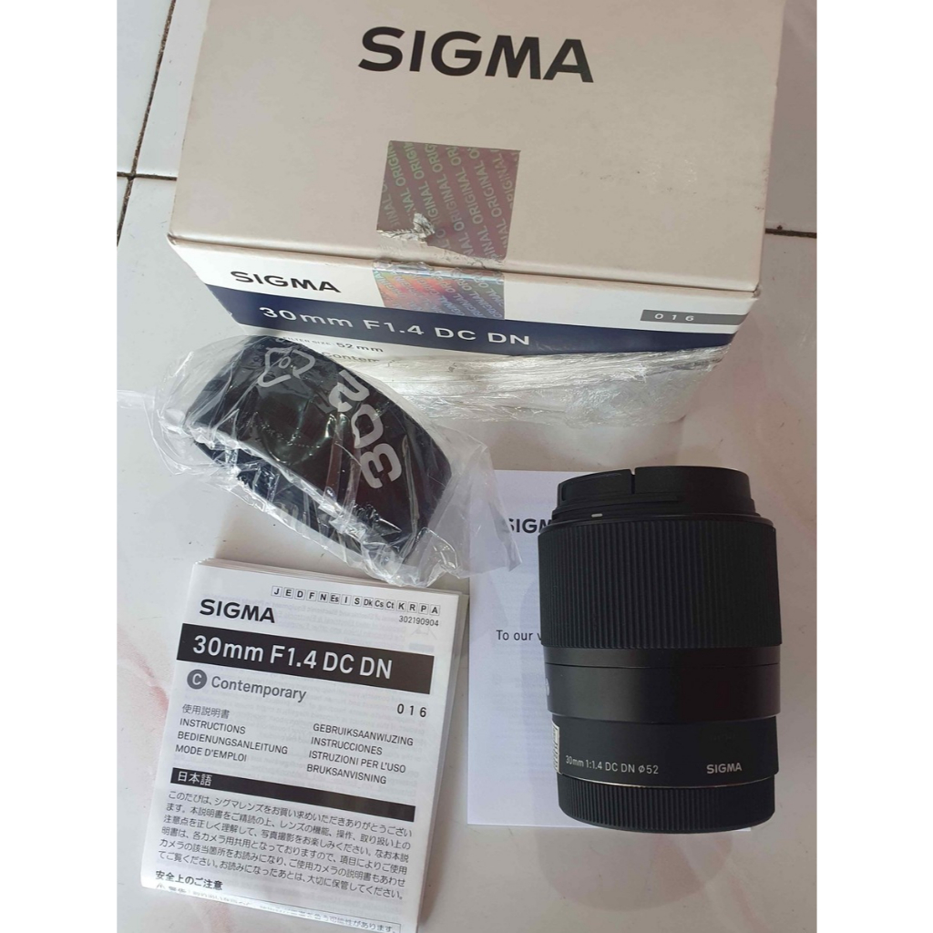 Jual Lensa Sigma 30mm f1.4 For Sony Super Like New | Shopee Indonesia