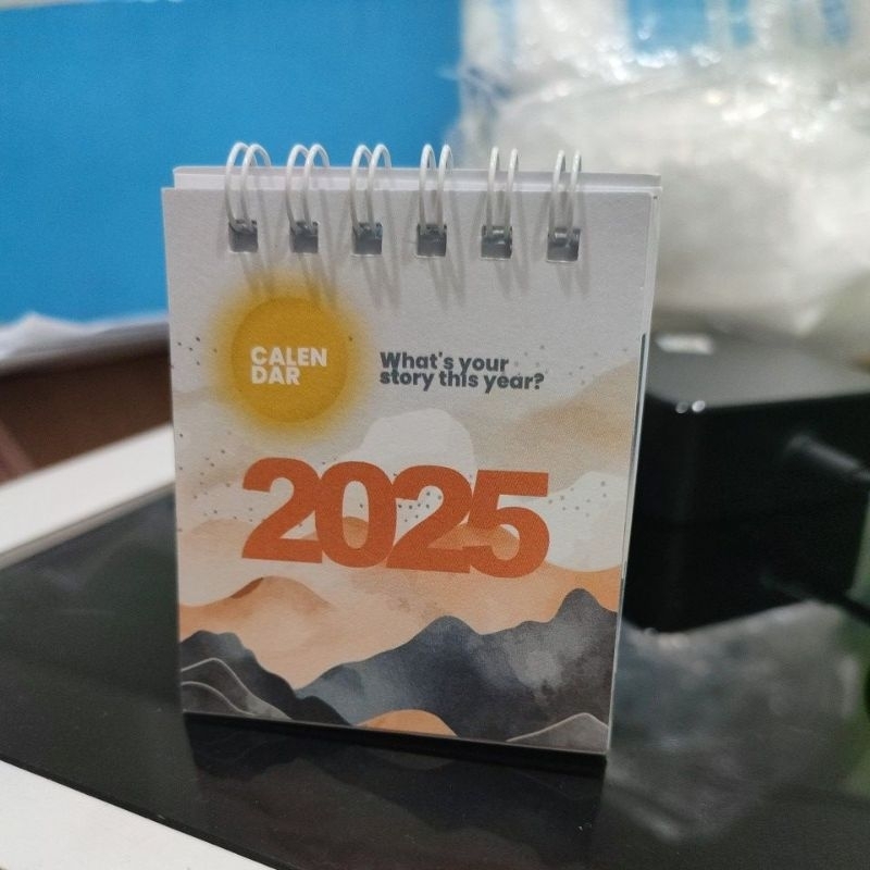 Jual kalender mini untuk meja kerja 2025 baru | Shopee Indonesia