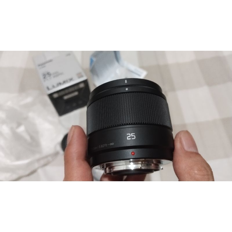 Jual lensa lumix 25mm f1.7 like new full set | Shopee Indonesia