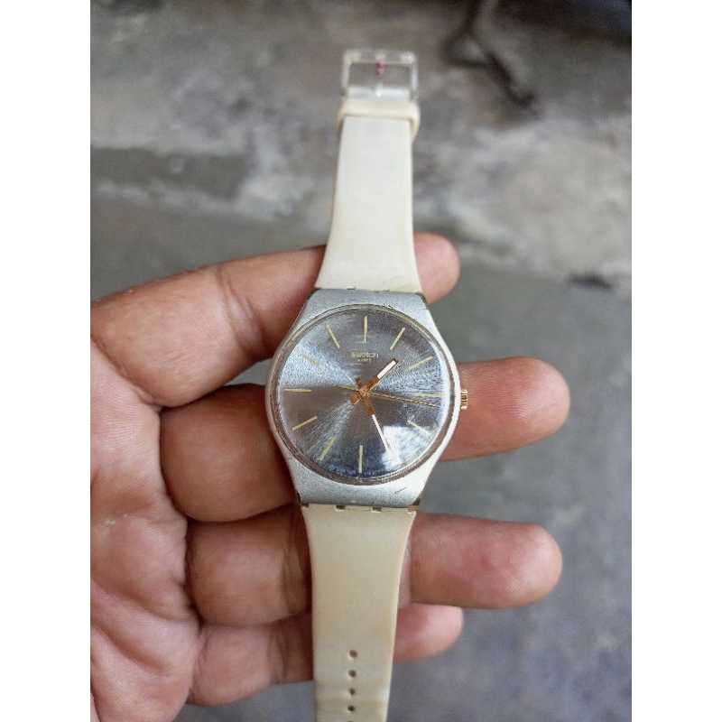 Jual Swatch Irony Shimmer Ray. Grey on white | Shopee Indonesia