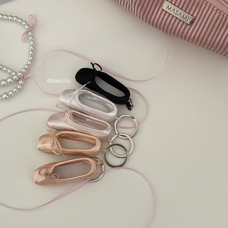 Jual BALLET SHOES KEY RING // keychain gantungan kunci balet ballerina ...
