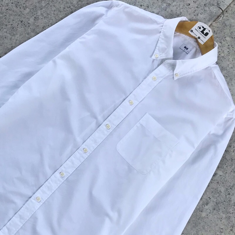 Jual Kemeja Putih Uniqlo | Shopee Indonesia