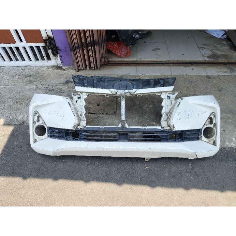 Jual bemper,bumper depan avanza,xenia 2019_2021 | Shopee Indonesia