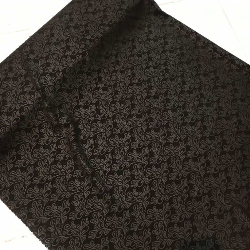 Jual Kain Jet Black Emboss Motif / Hitam Pekat / Lady Motif / Bordir ...